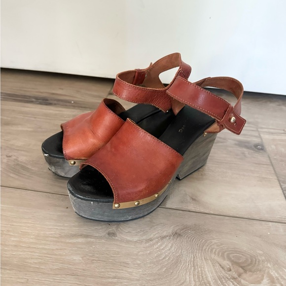 Free People | Shoes | Rust Orange And Brass Wood Clog Sandal | Poshmark